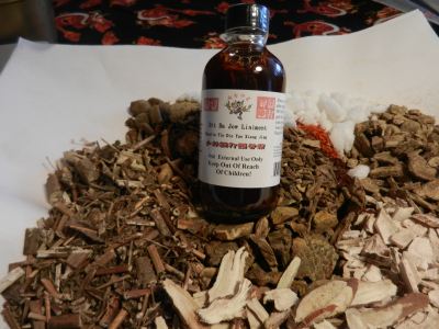 Chinese Remedy For Bruises – East Meets West Dit Da Jow Store