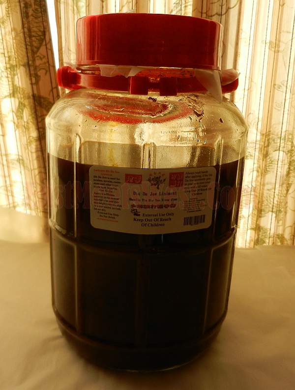 Dit Da Jow Jars – East Meets West Dit Da Jow Store